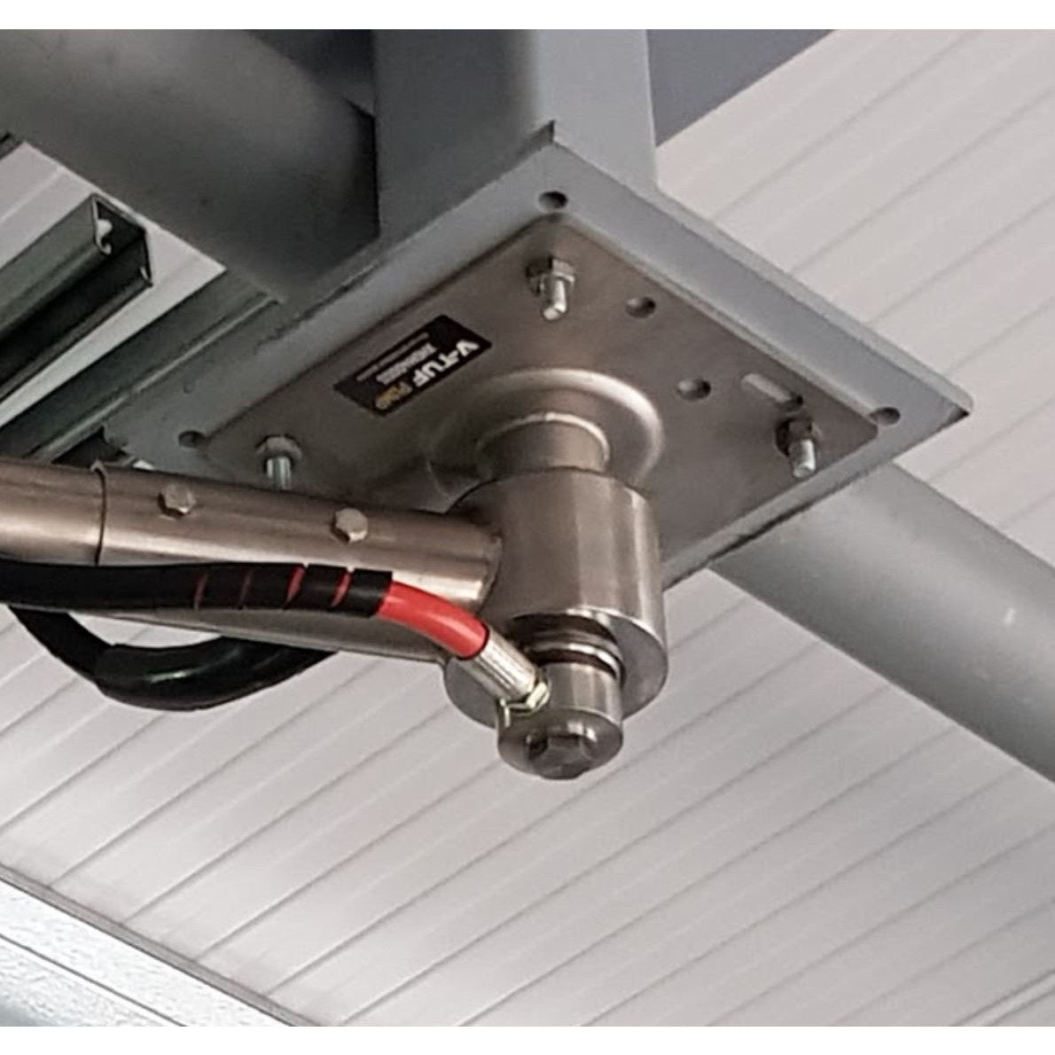 V-TUF.co.uk - BOOM BRACKET CEILING MOUNT 360O Rotation - W1.100